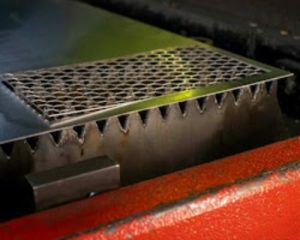 Common Defects in Aluminum Machining and How to Avoid Them - JTR